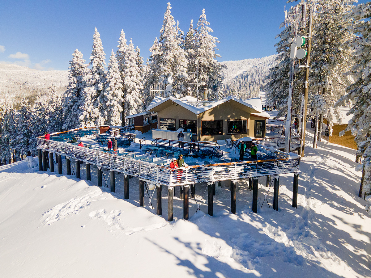Season Pass Holder Early Ups + Breakfast at Snowflake Lodge - Diamond ...